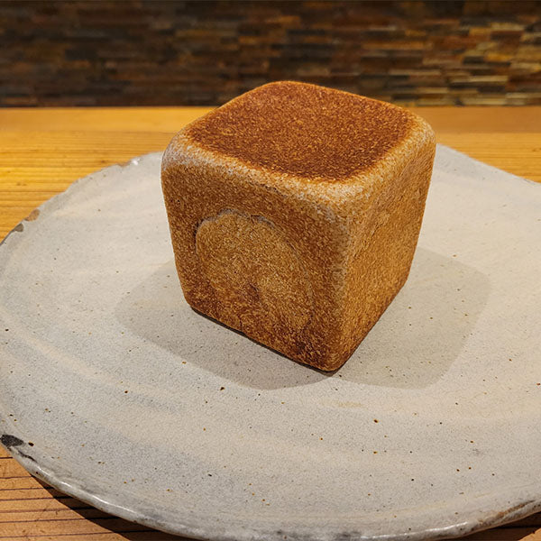 ecomo Bakery marumaru｜全粒粉100%kaku – ハックツ！